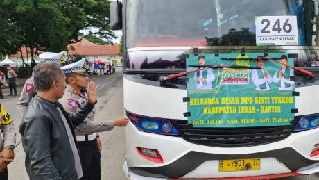 Sat Lantas Polres Lebak Lakukan Pam Jalur dan Pengawalan Rombongan DPD ...