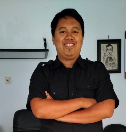 Adi Rahmat, Paranormal Muda Bisa Membantu dalam Segala Kesulitan ...